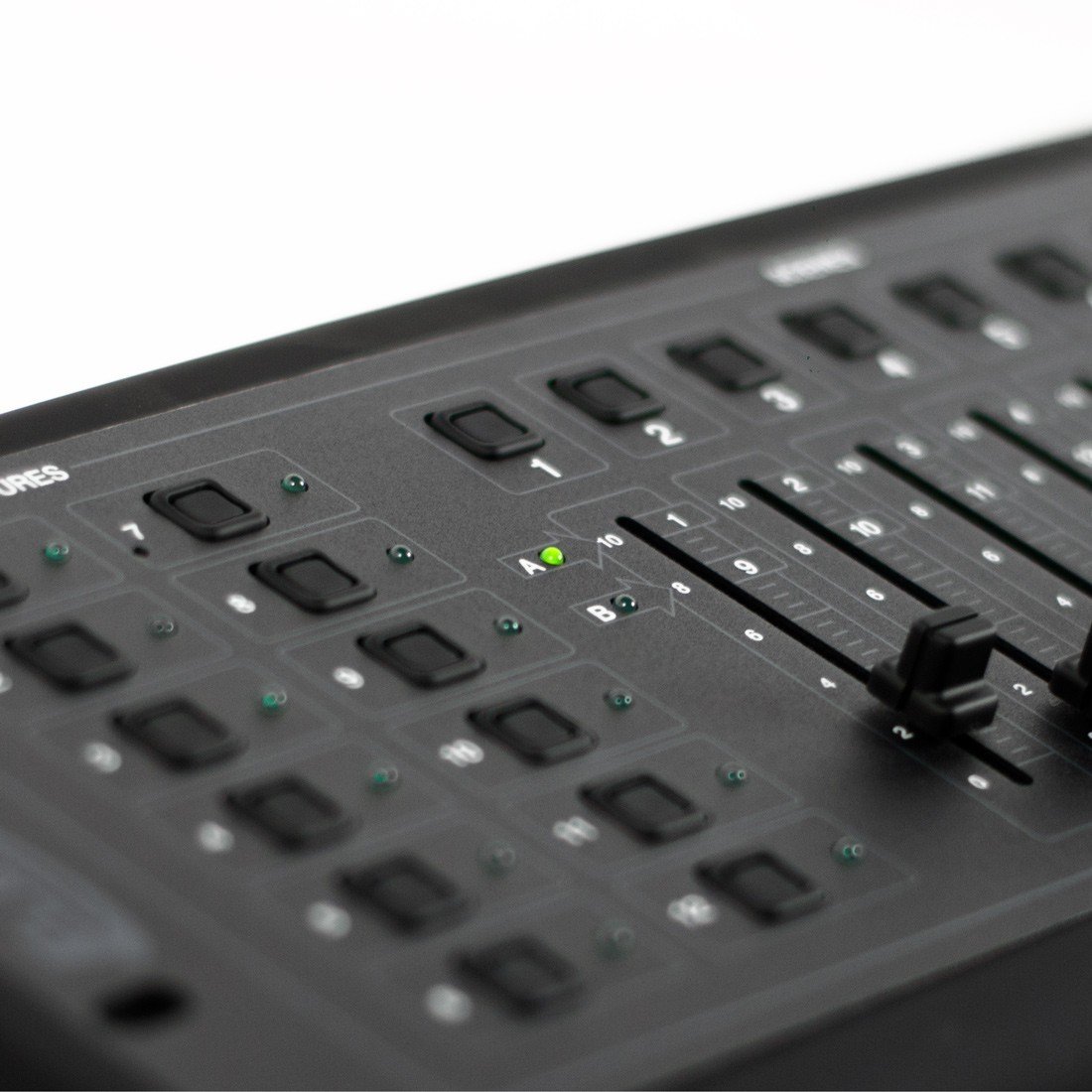 American DJ DMX Operator 1 | Commande DMX - SONOLOGY Toulouse